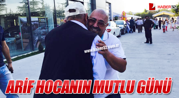 Arif Hoca'nın Kızı Evlendi